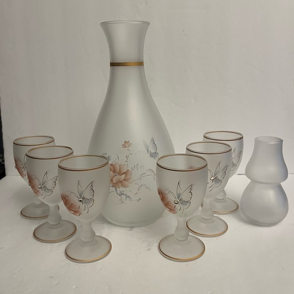 Dining | Vintage Frosted Satin Glass Butterfly Wine Decanter Glass Set ...